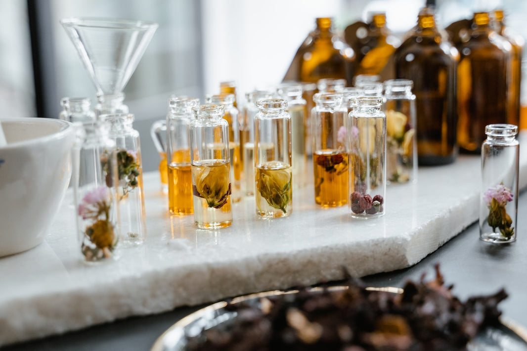 4 Ways to Extend the Life of Your DIY Fragrance - Vetiver Aromatics