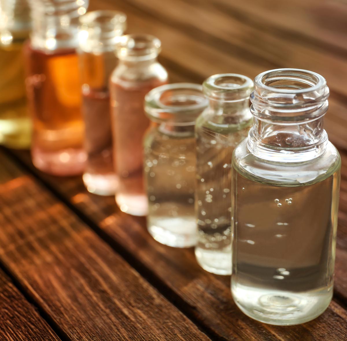 Vetiver Perfumery - Fragrance Bar in New Albany, Indiana